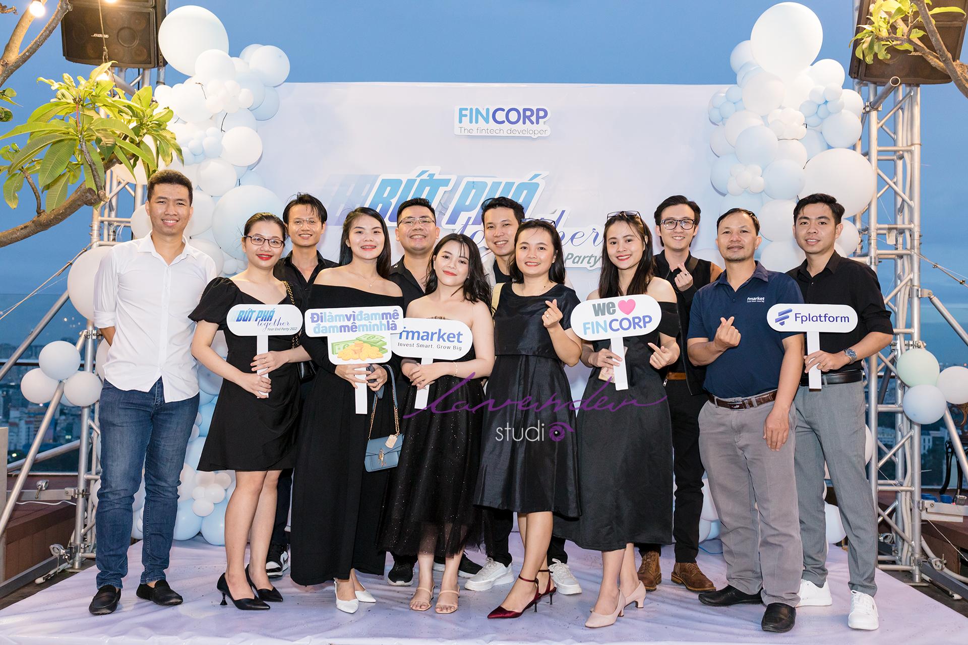 [Cập nhật 2025] Dịch vụ quay phim chụp ảnh tất niên year end party ở TP HCM tại Lavender studio ...